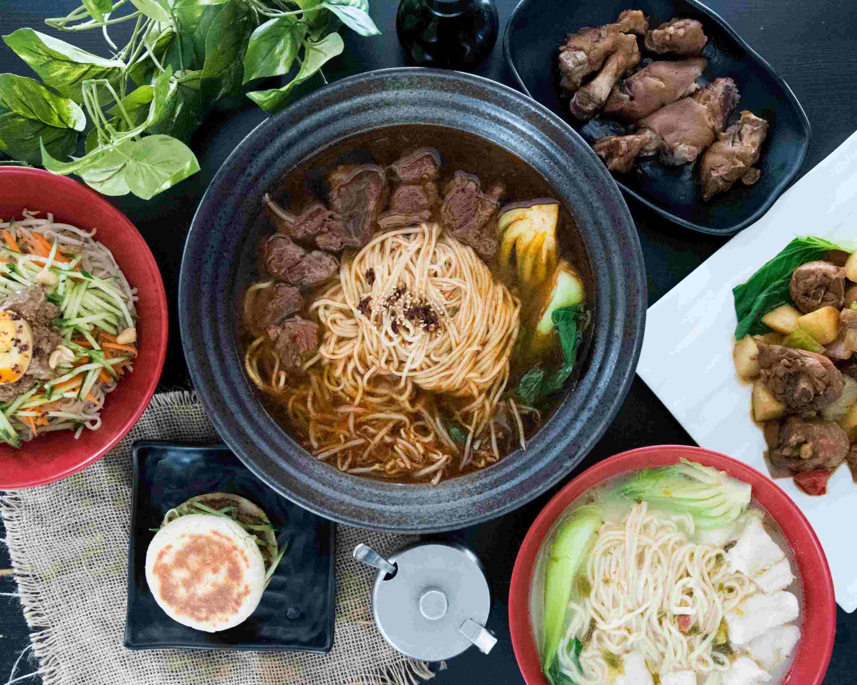 Mr Bun Restaurant Menu - Takeout in Perth | Delivery Menu & Prices ...