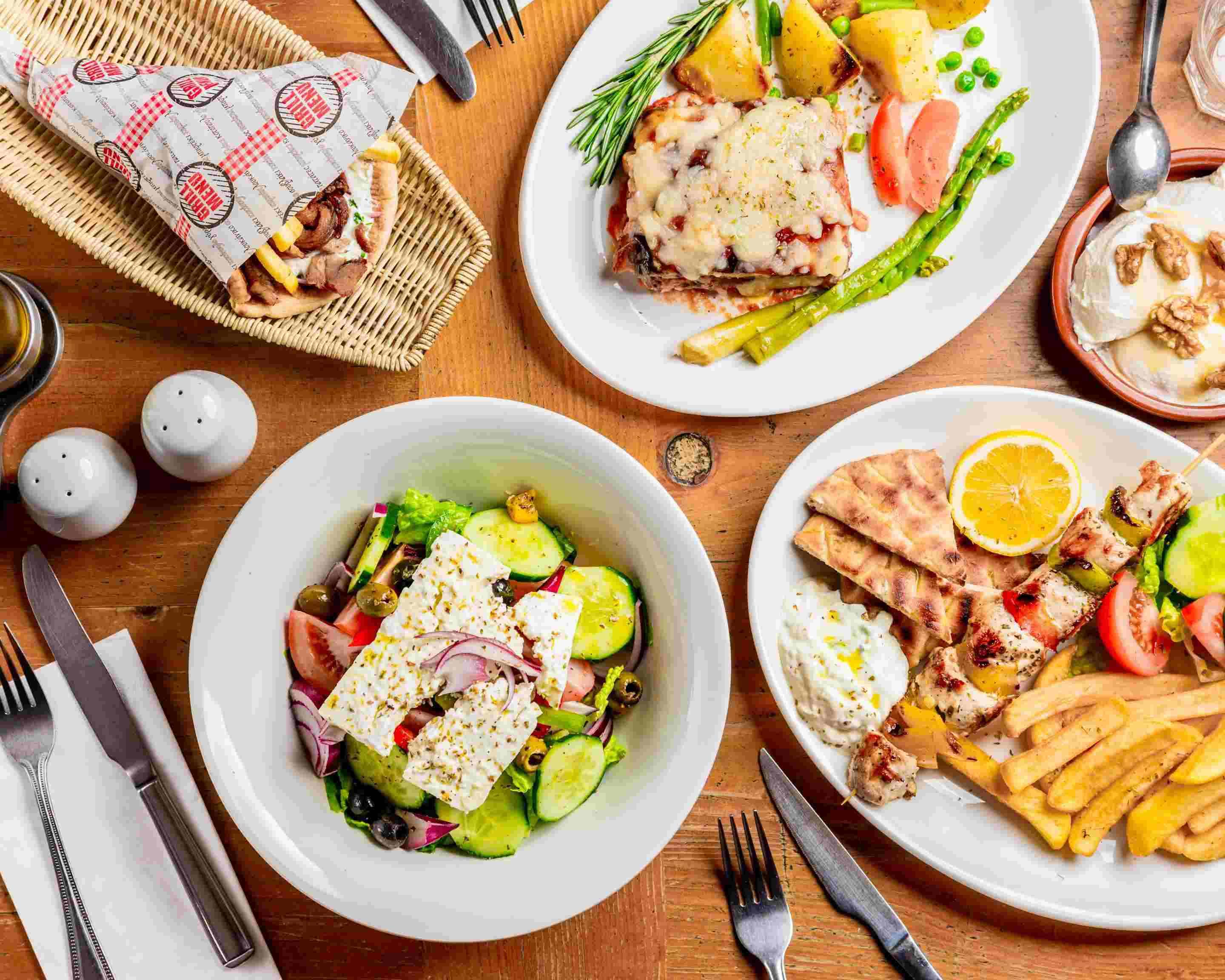 Commander d'un Pappou Souvlaki INC 【Menu et prix】| Montréal | Uber Eats