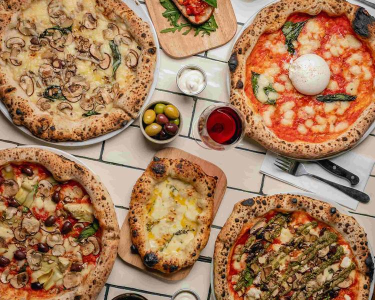 Crust Bros (Waterloo) Menu - Takeaway in London | Delivery Menu ...