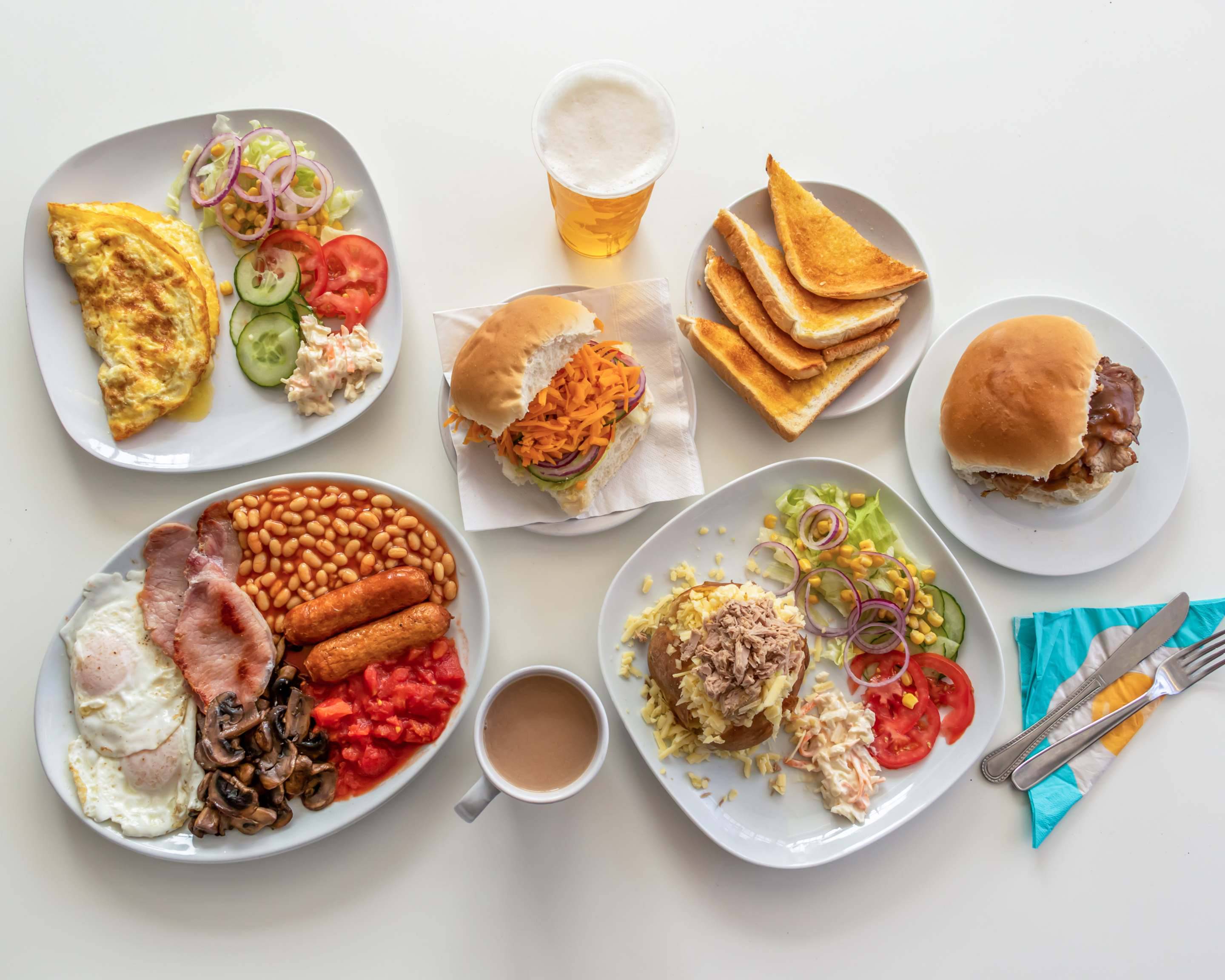 Crusty's Cafe Menu - Takeaway in Leicester | Delivery menu & prices ...