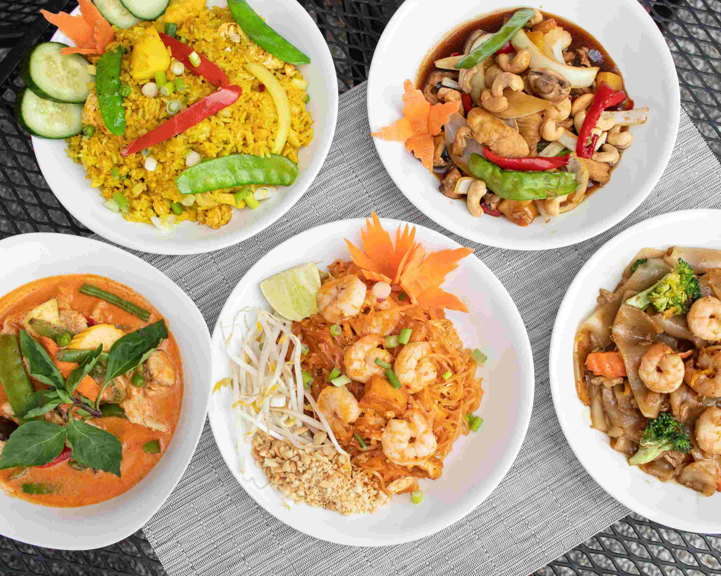 Order P&Bee Thai & Pizza Menu Delivery【Menu & Prices】| Willoughby ...