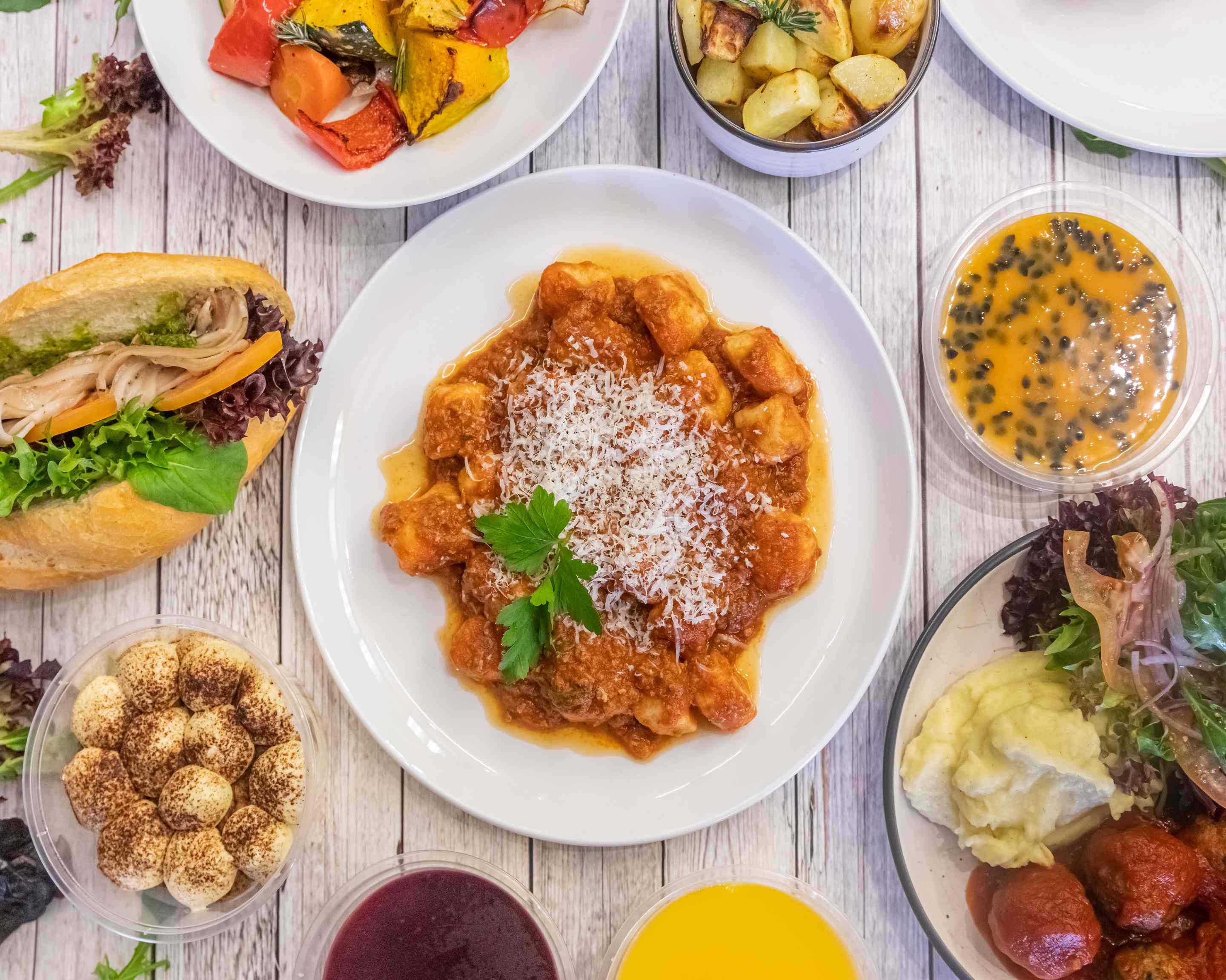 Fana's Menu Takeout in Sydney | Delivery Menu & Prices | Uber Eats