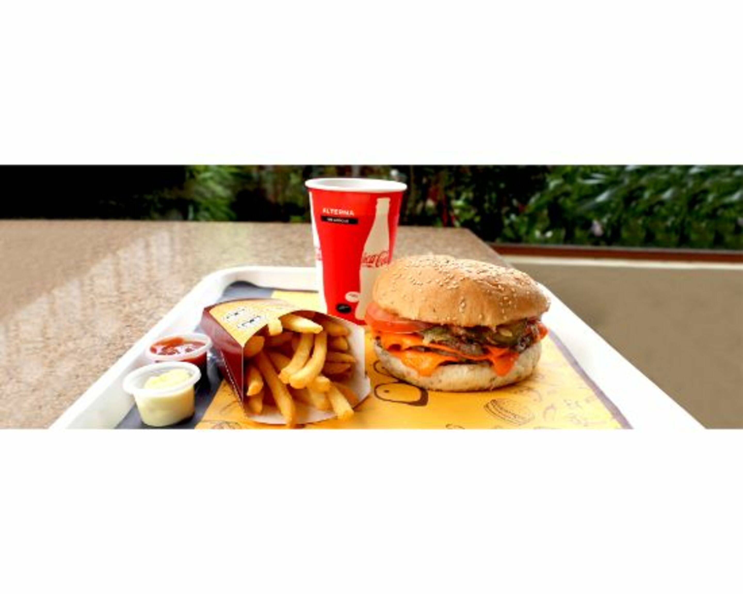 Hamburguesas de Rusty - Quito a domicilio en Quito | Menú y precios ...