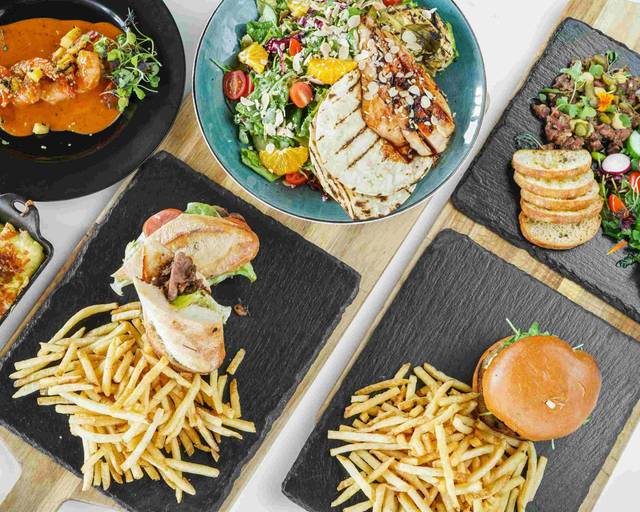 Order Houston Avenue Bar & Grill (Brossard) Delivery Online | Brossard ...