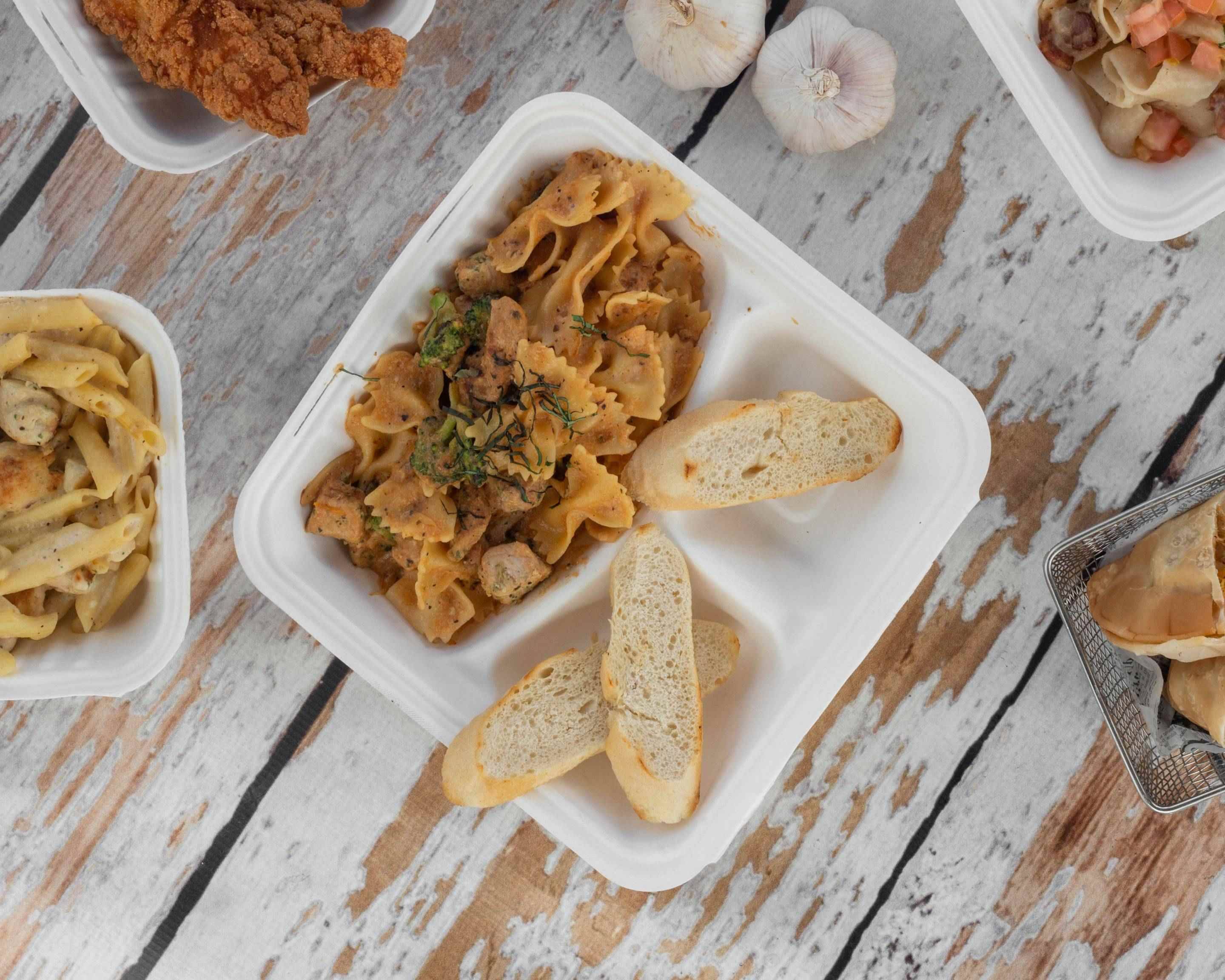 Order Solo Pasta / Solo Gyro Menu Delivery Online | San Juan | Menu ...