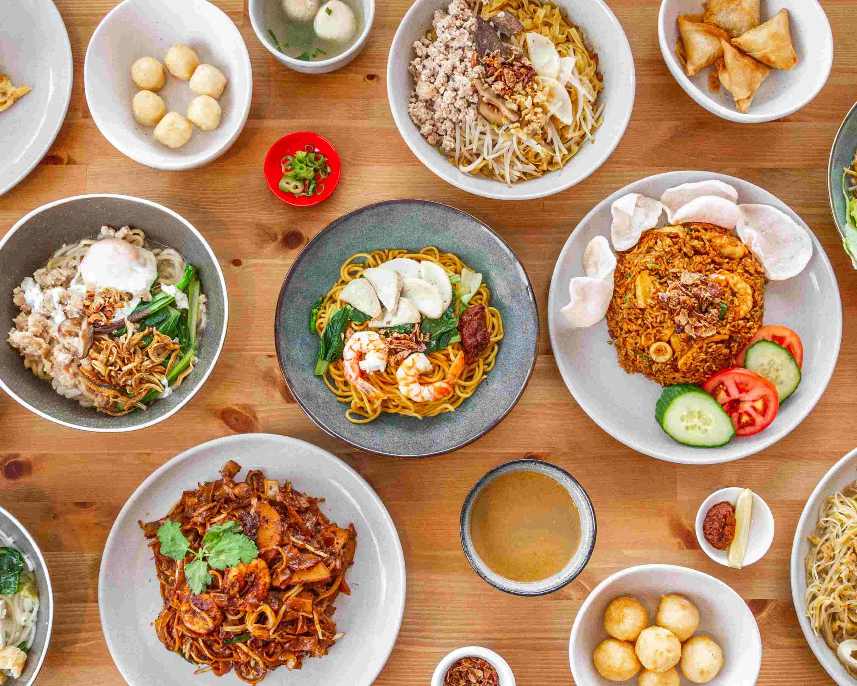 Singapore Eatz Restaurant Menu - Takeout in Perth | Delivery Menu ...