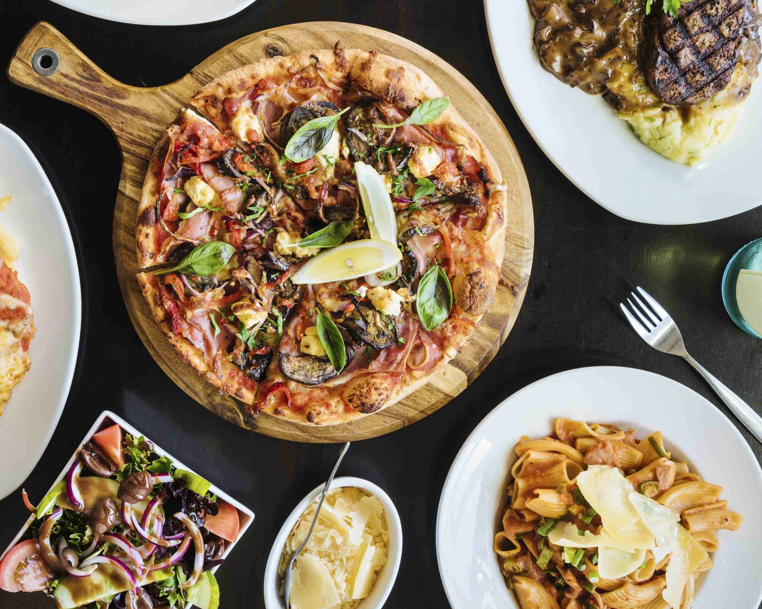 Chef's Pizzerie Menu - Takeaway in Stroud | Delivery menu & prices ...