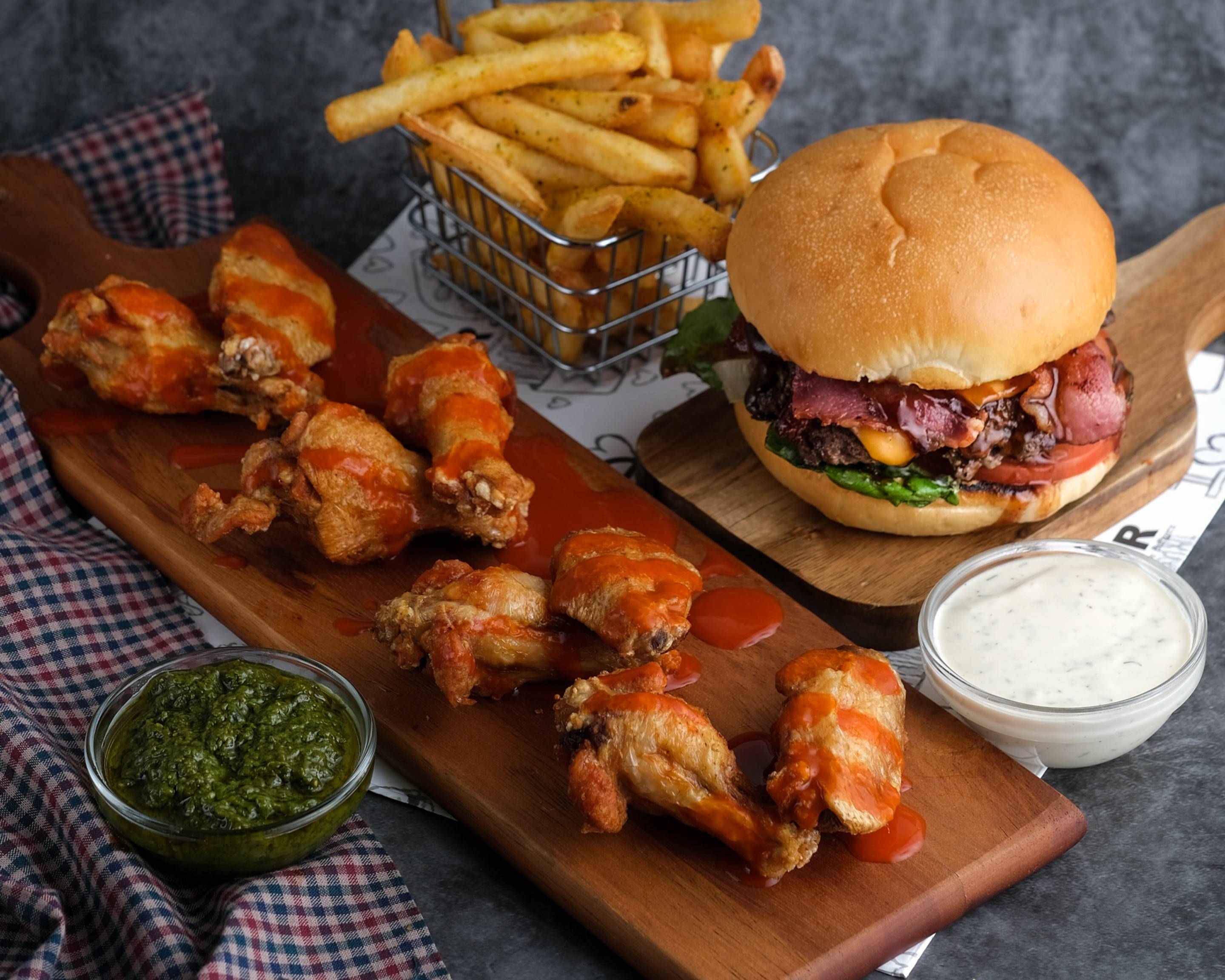 Mad Burger Capalaba Takeaway in Brisbane | Delivery Menu & Prices ...