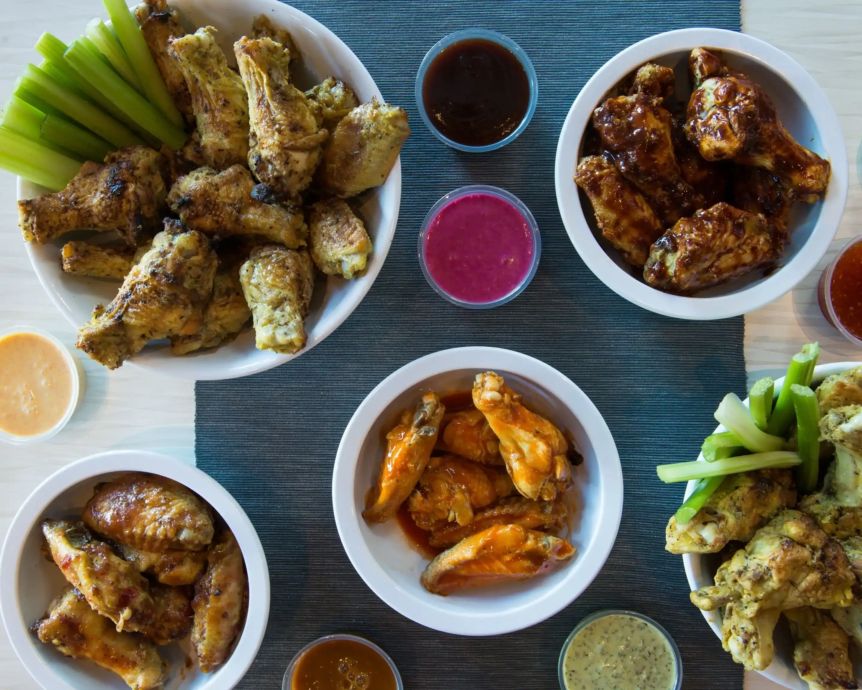 Allorá Menú a Domicilio【Menú y Precios】Santiago de Querétaro | Uber Eats