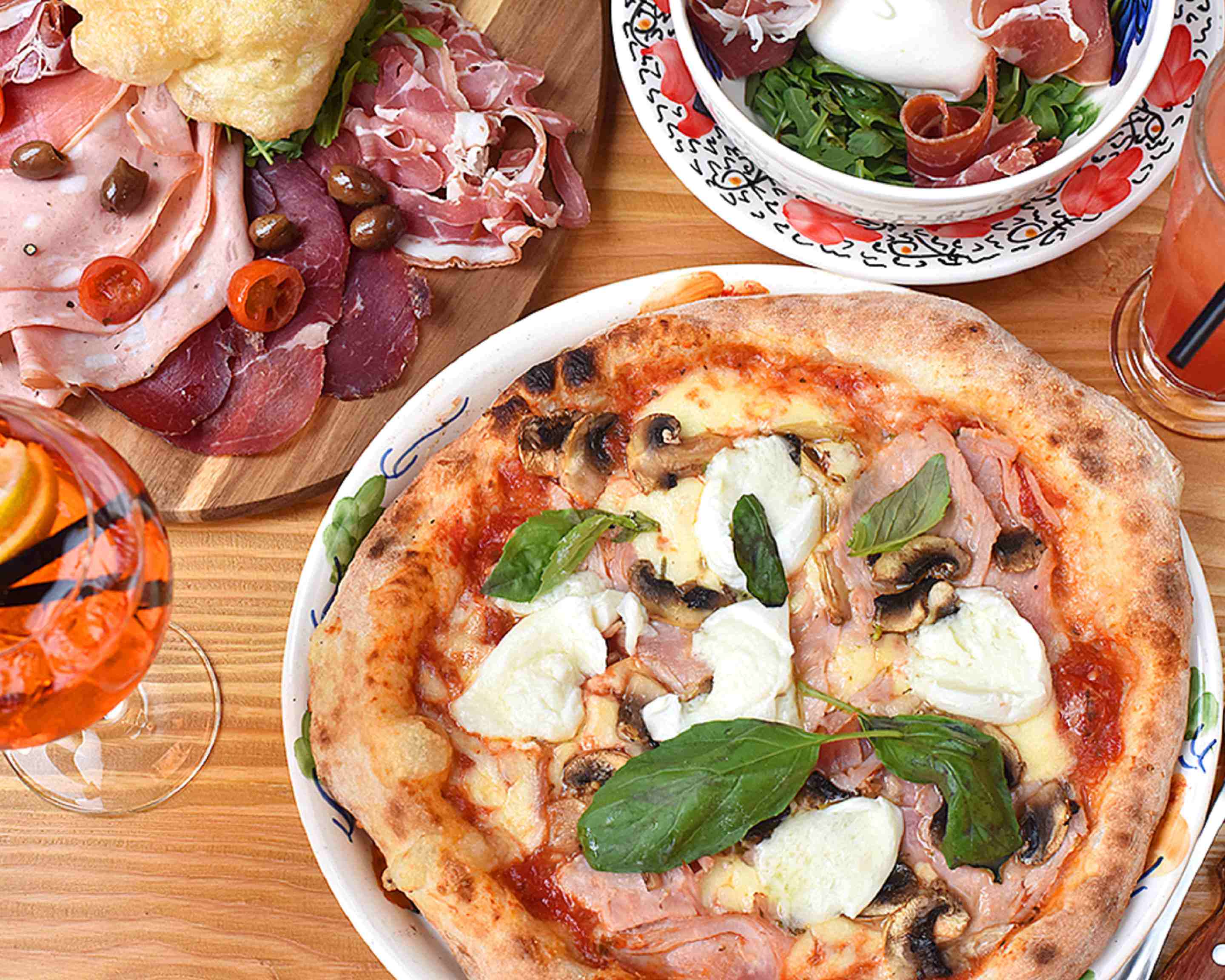 Livraison Raffaella - Le Clan des Mamma à Caen - Menu et prix | Uber Eats