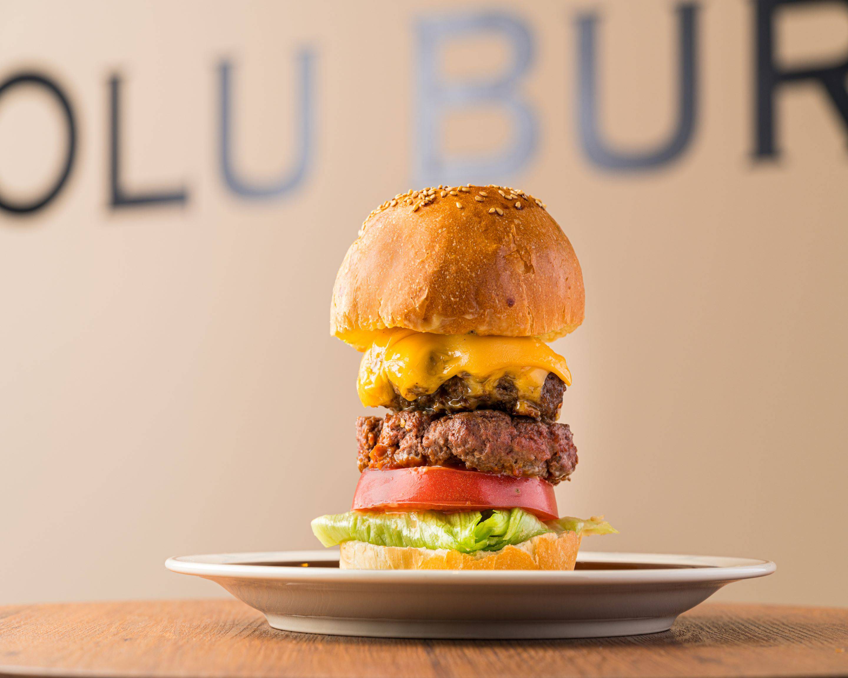 OLU BURGER KYOTO(オルバーガー京都)の出前・宅配・テイクアウトメニュー | ウーバーイーツ