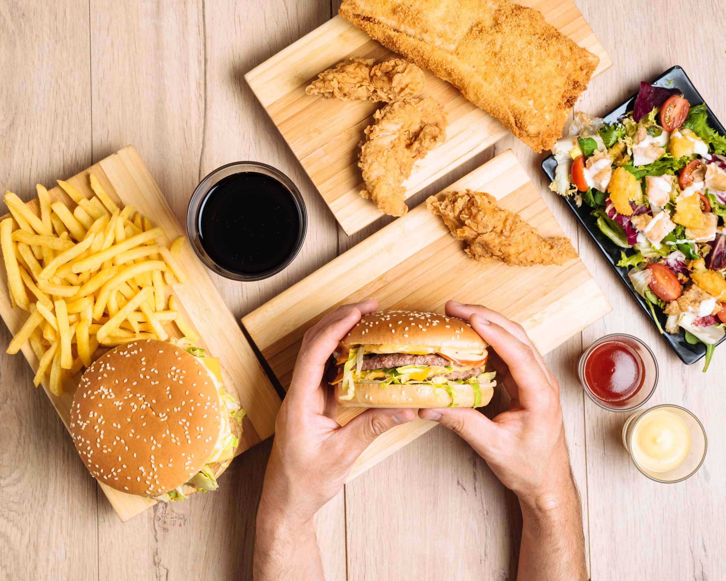 Dogos Best in town Menú a Domicilio【Menú y Precios】Chihuahua | Uber Eats