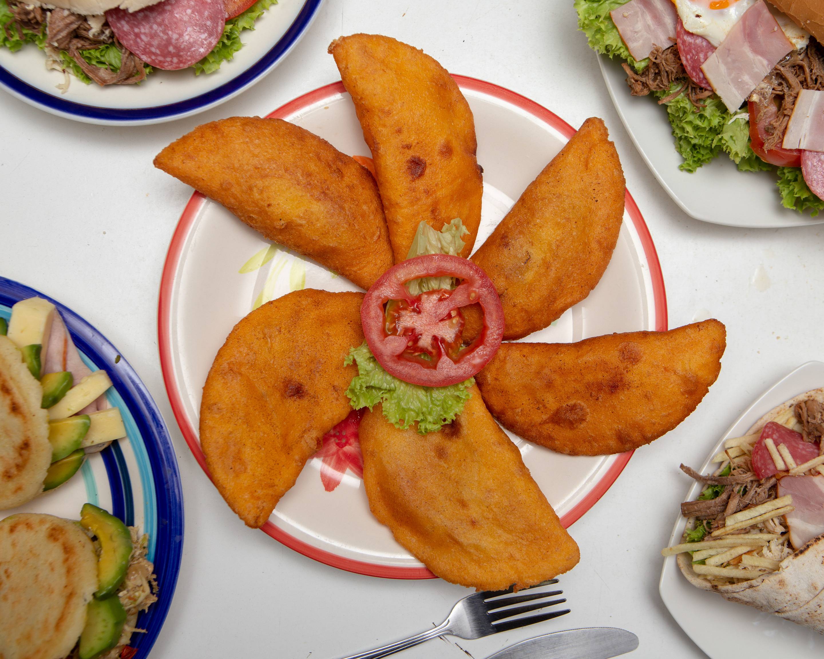 Super Chevere Menú a Domicilio【Menú y Precios】Concepción | Uber Eats