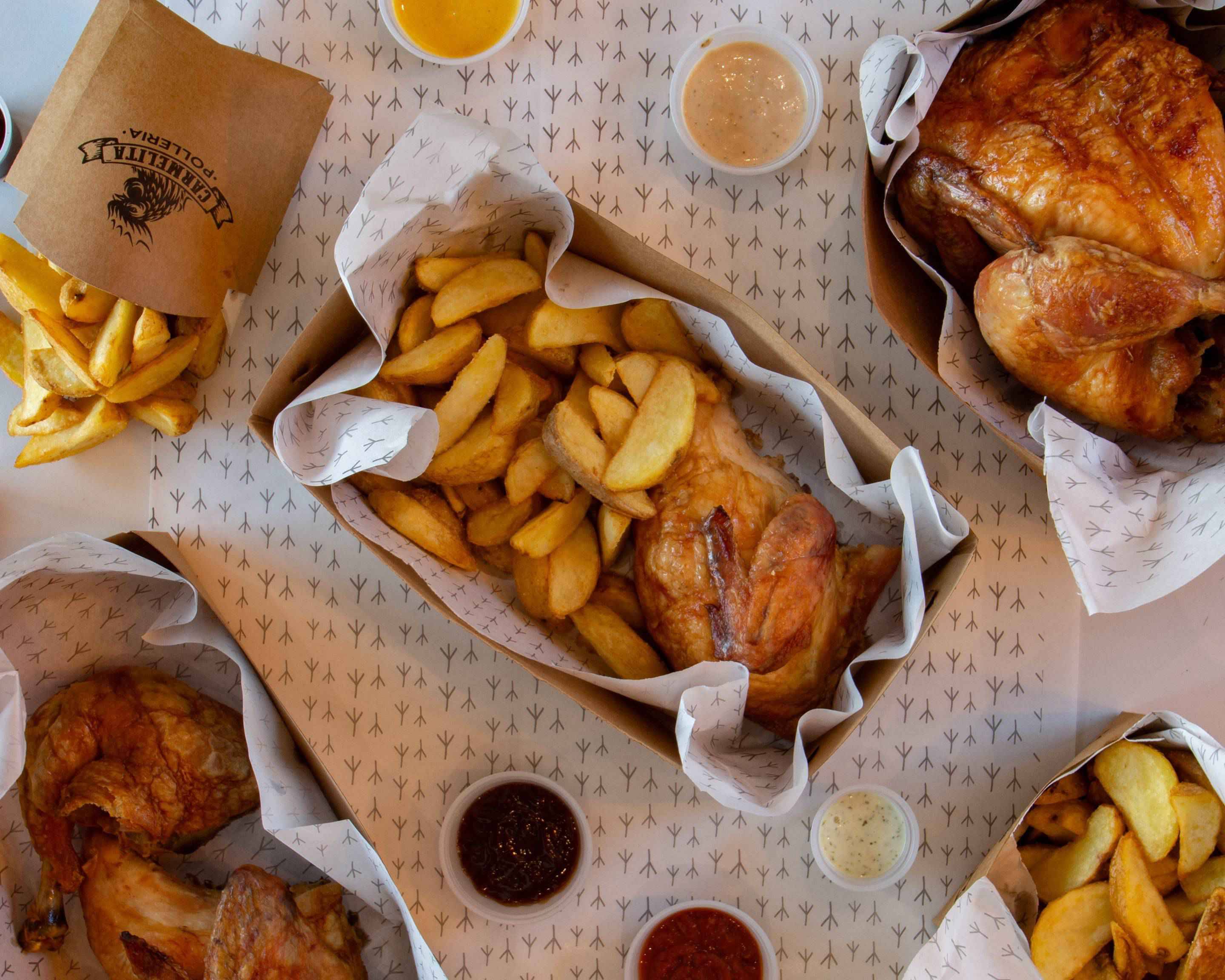 Carmelita Polleria Menú a Domicilio【Menú y Precios】Santiago | Uber Eats