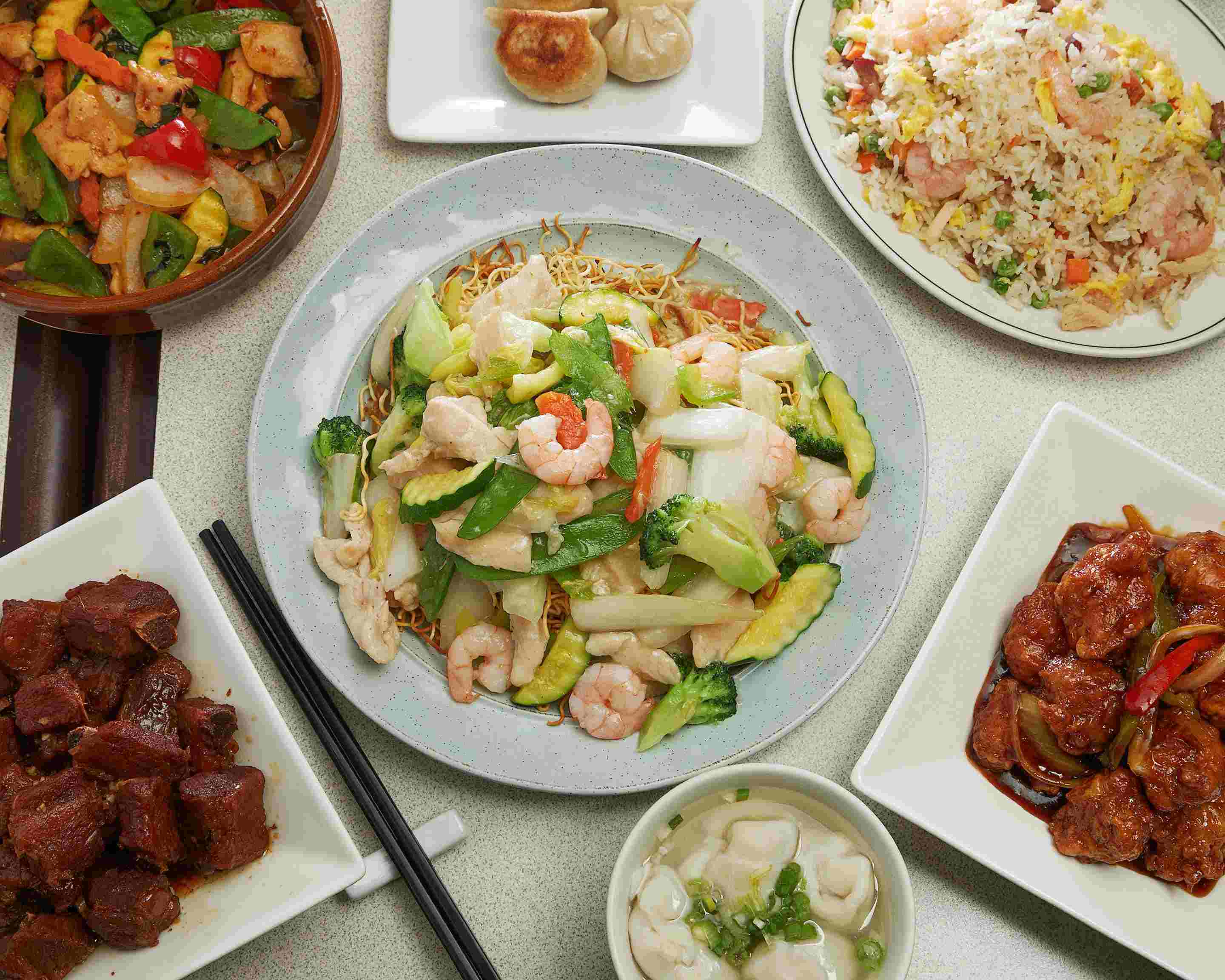 Order Yangtze Restaurant Delivery【Menu & Prices】| Montreal | Uber Eats